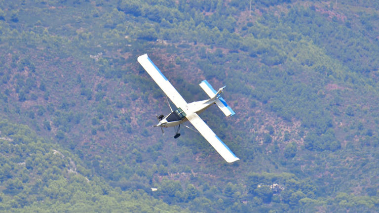 Why Single-Engine Propeller Planes Have Slightly Angled Engines