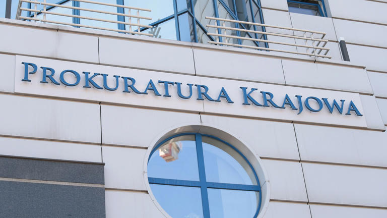 Przeliczanie kart wyborczych. Zamienione głosy w siedmiu na 10 sprawdzanych komisji