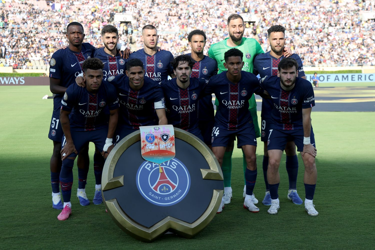 Official – PSG sets record with new home shirt!
