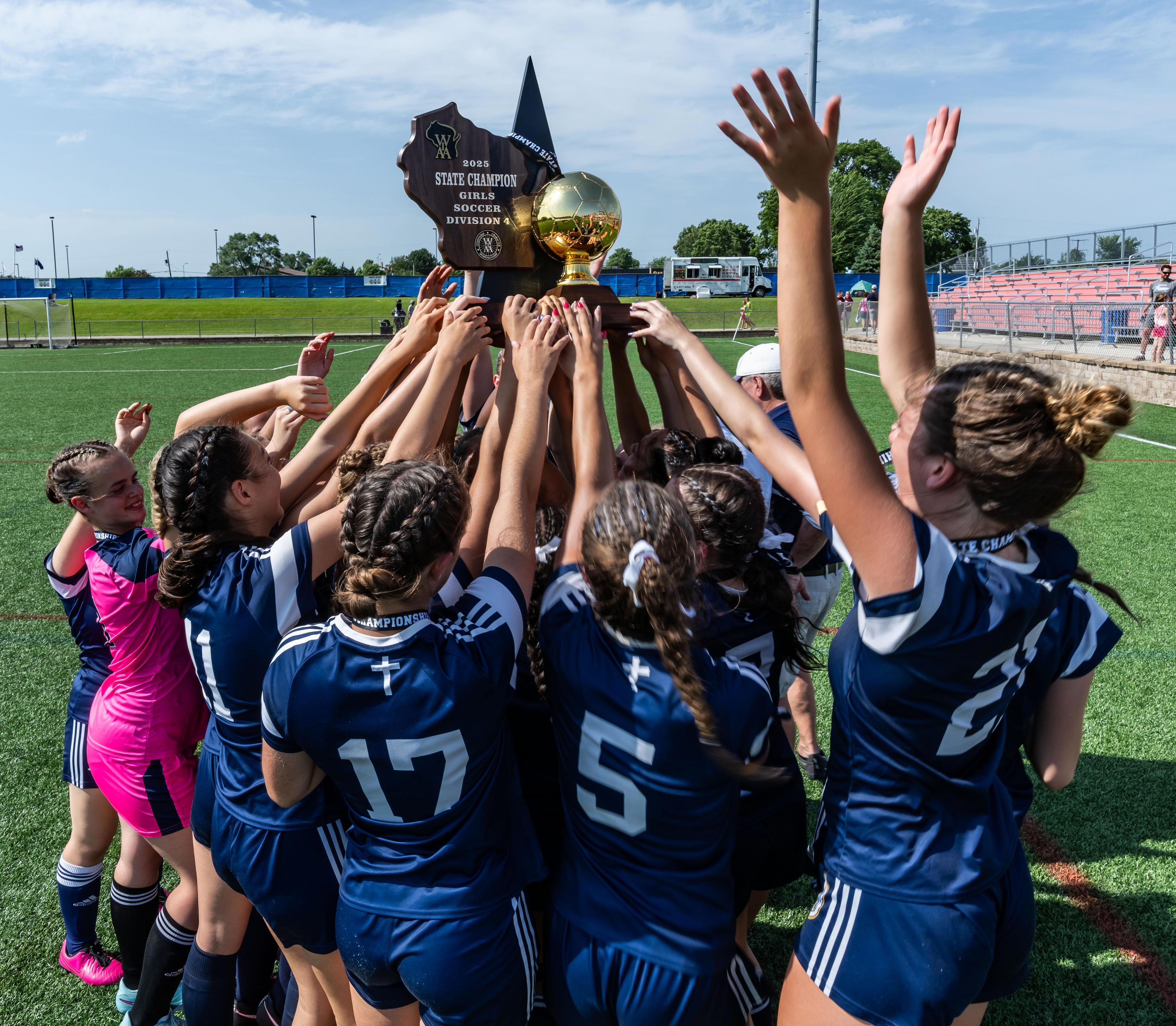 'I'll never forget something like this': Xavier Hawks win WIAA Division ...