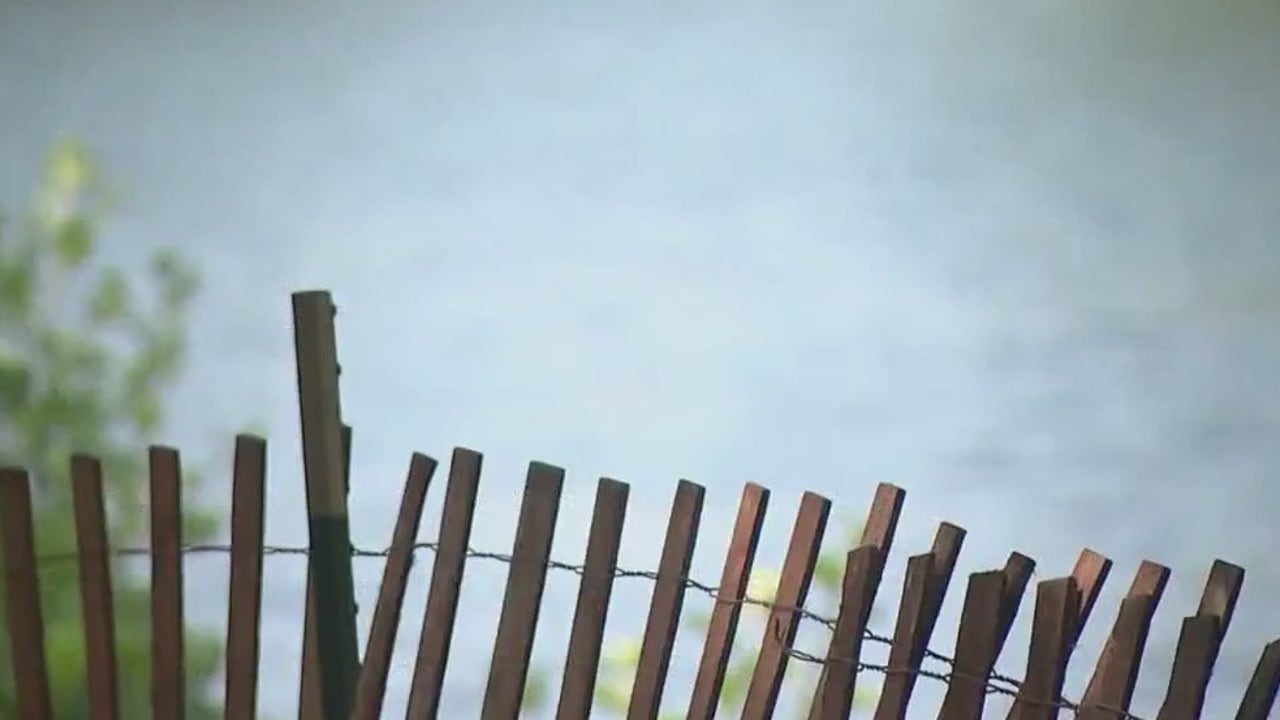 10 people rescued, 1 dead, 1 missing from Lake Michigan in 2 days ...