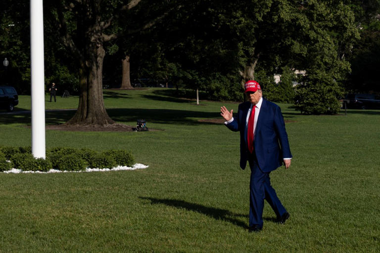 Trump’s Iran attack catches world off-guard after fakeouts with B-2 ...