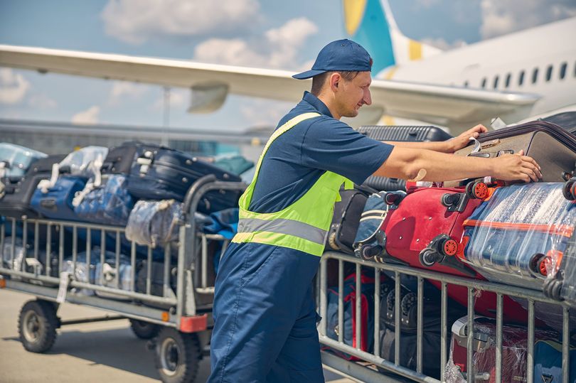 I'm a baggage handler — this is the 'worst' type of suitcase to fly with
