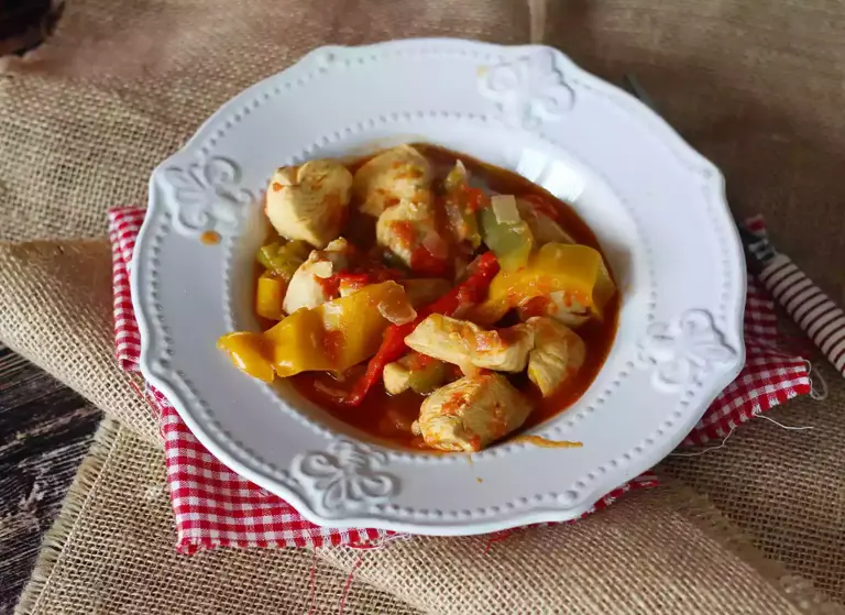 Pollo a la vasca, receta exprés en robot de cocina Cookeo y en olla rápida