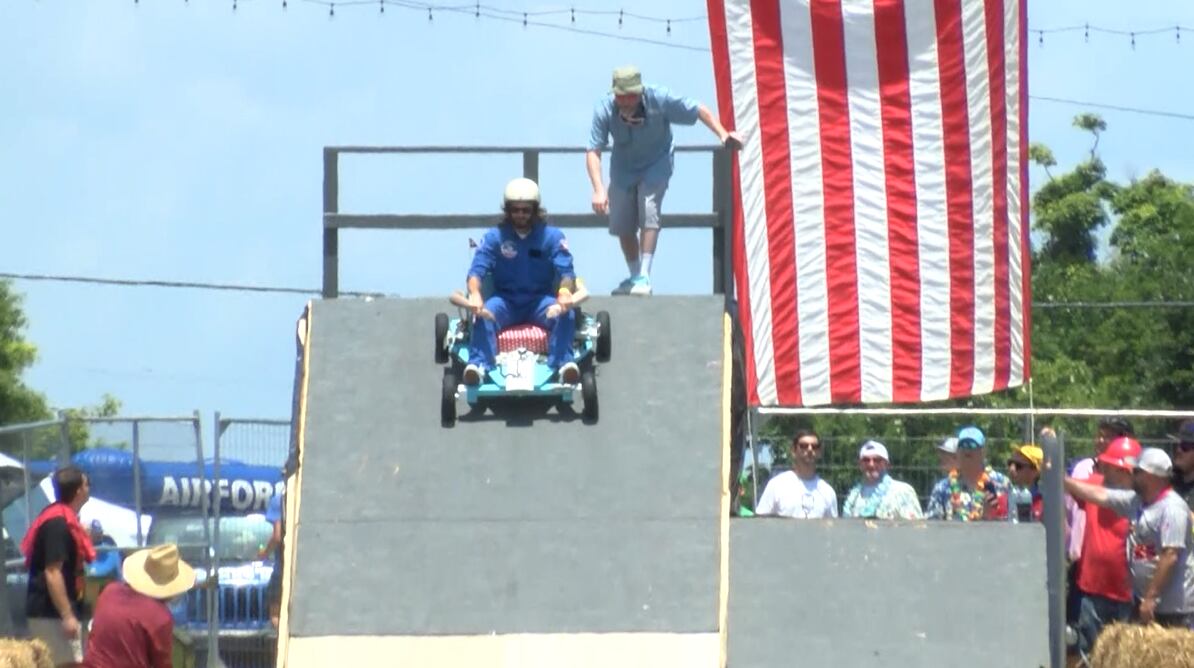 Downtown Decatur hosts Derby Down Bank soapbox derby race
