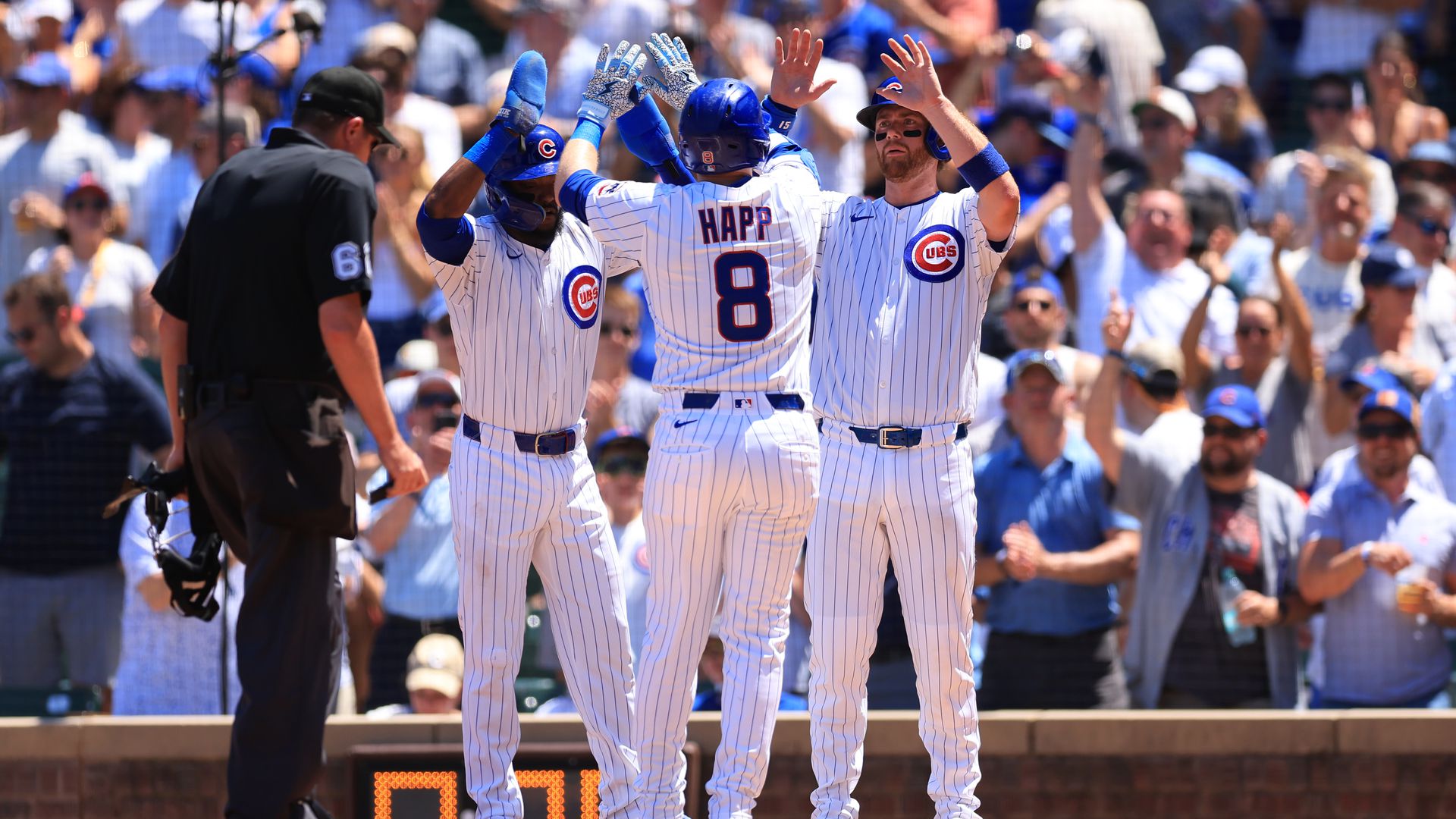 Cubs 10, Mariners 7: The wind was blowing OUT at Wrigley Field
