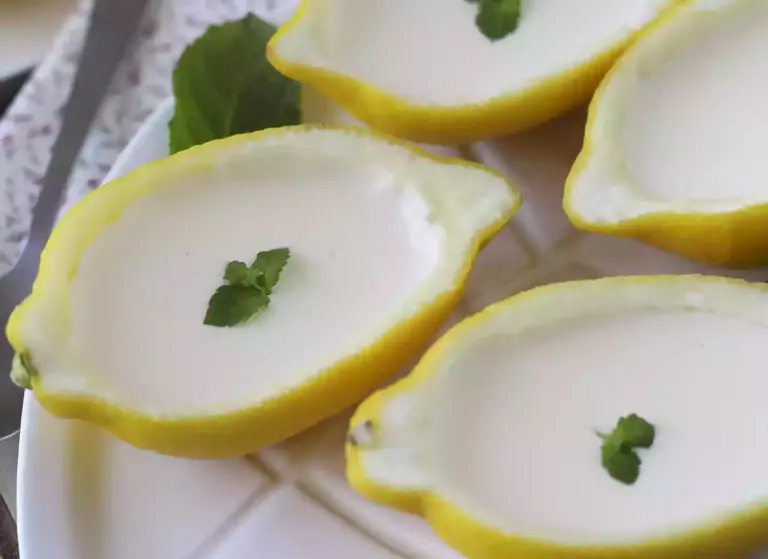 Lemon posset, the no-bake lemon dessert that you will love, with only 3 ...