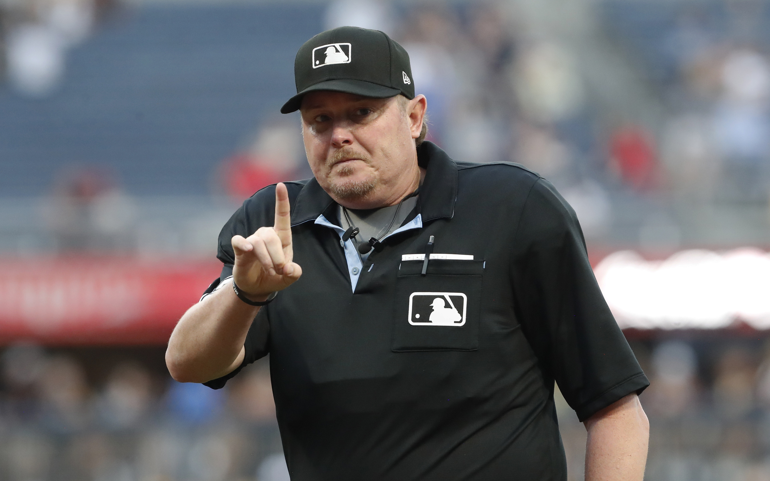 Umpire Chad Whitson has scary moment during game