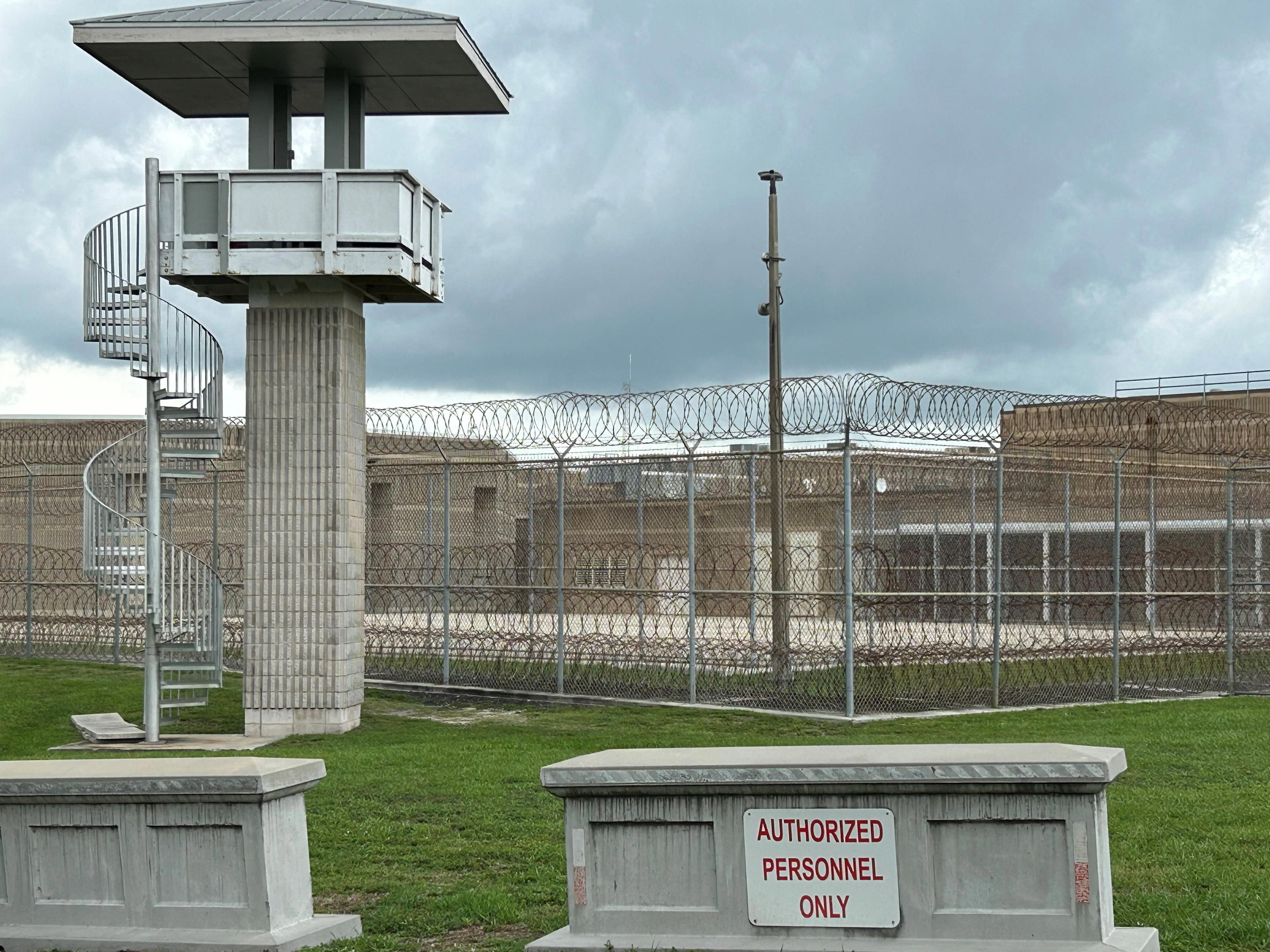 FBI, detectives investigate bank card scam; college football player ...