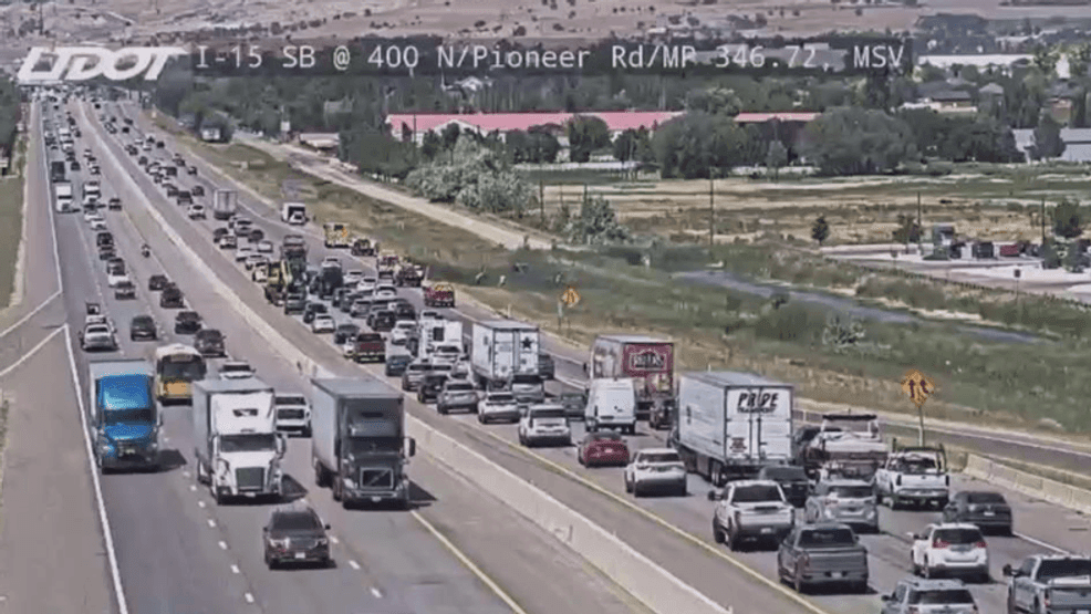 Tire falls off, sparks fire along I-15 delaying Ogden traffic