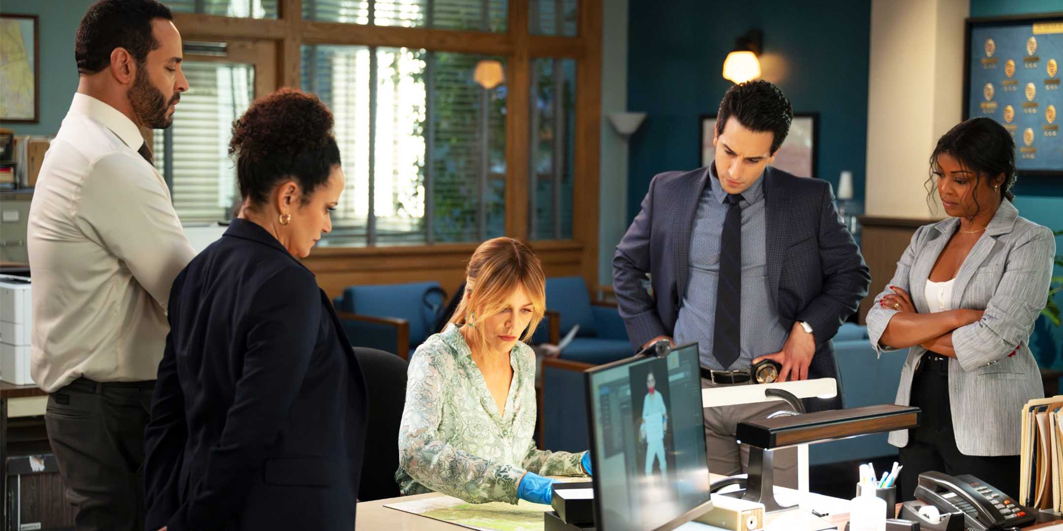 Roman & Morgan's Cliffhanger Resolution Is Hinted By A New High ...