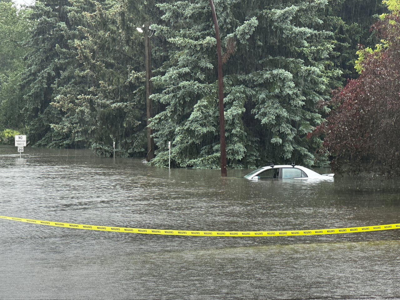Calgary sees lots of rain but no major flooding