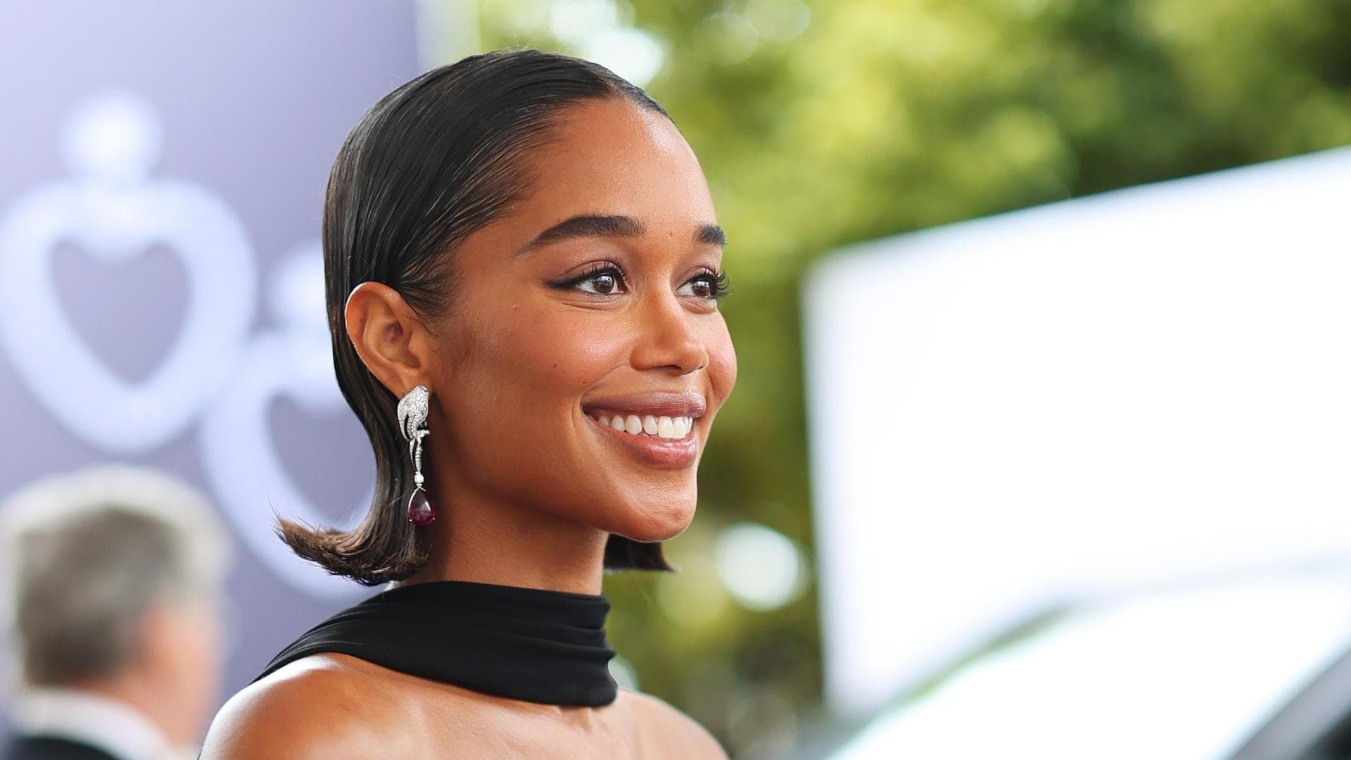 Stylisch und super chic! Dieser Frisurentrend ist 2025 angesagter denn je