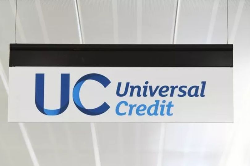 Thousands on DWP Universal Credit have 'days' to act before losing £300