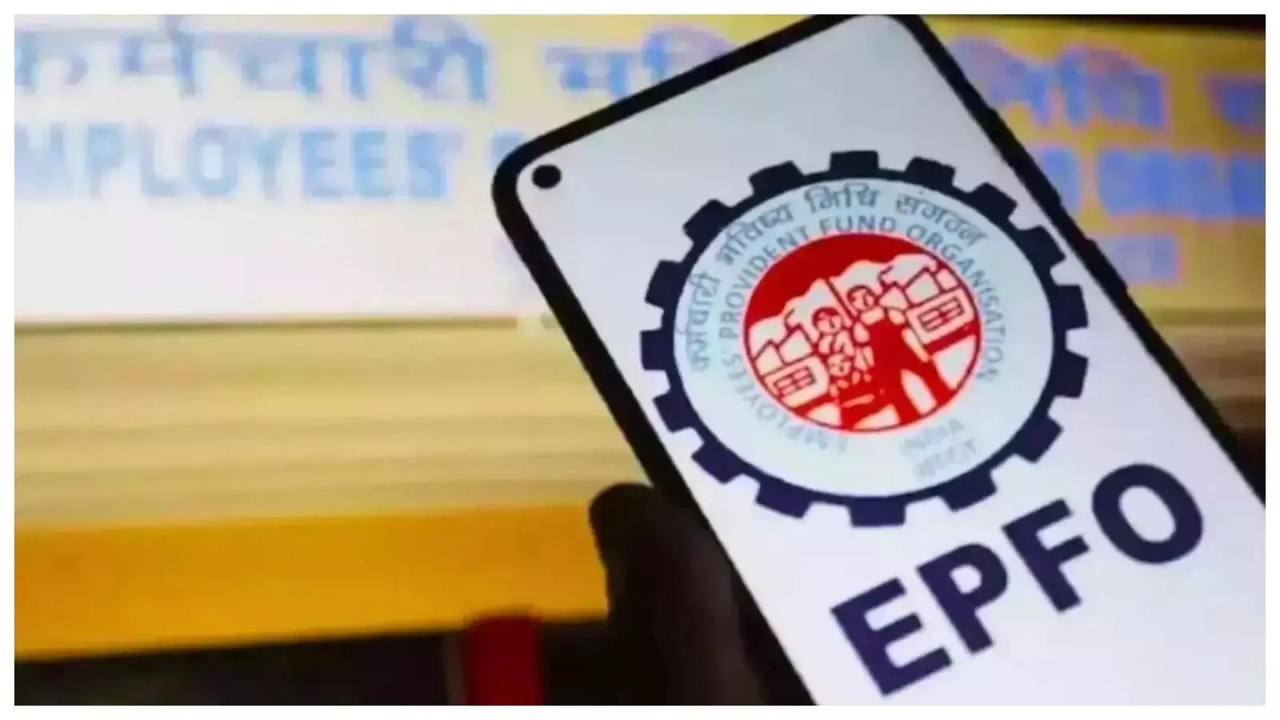 Jobs data: EPFO adds 19.14 lakh net members in April; female ...