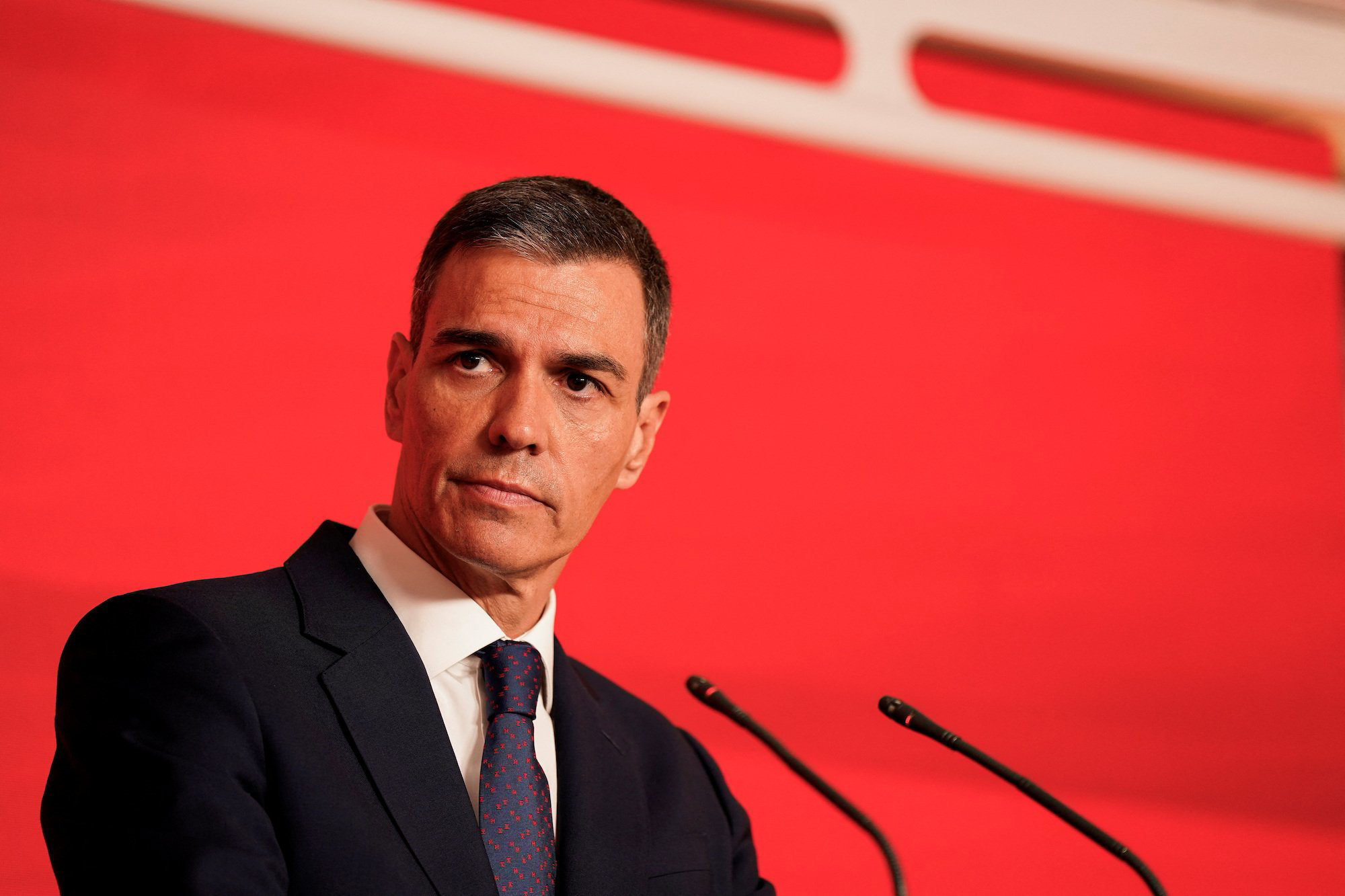 Pedro Sanchez rozbija NATO Pedro Sanchez rozbija NATO