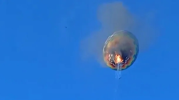 Brasile: mongolfiera va a fuoco e precipita, 8 morti - il video