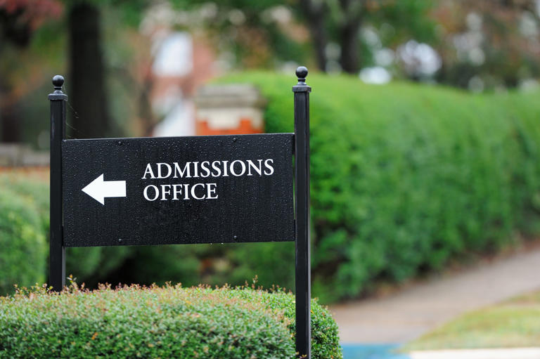 The best admission strategies to get into college | College Connection