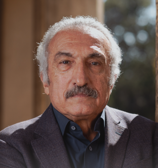 Aμπάς Μιλάνι στην «Κ»: Ενας ανόητος πόλεμος επί 40 χρόνια