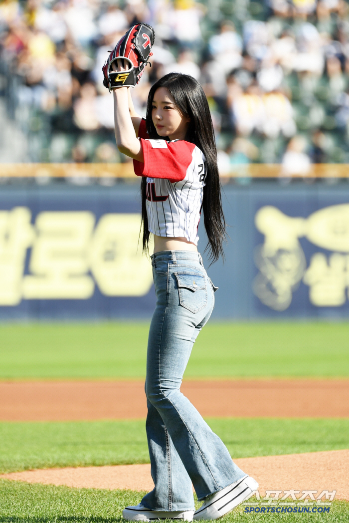 Triple S's YOON YOUNG WIN fairy