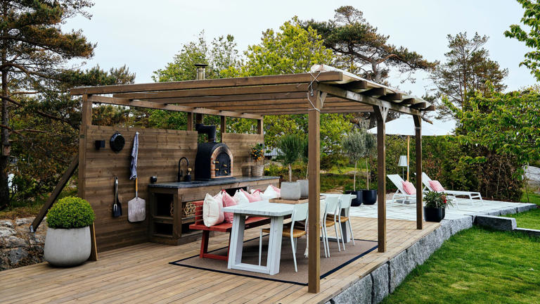 5 Spots in Your Garden That Should Definitely Be in the Shade During Hot Weather