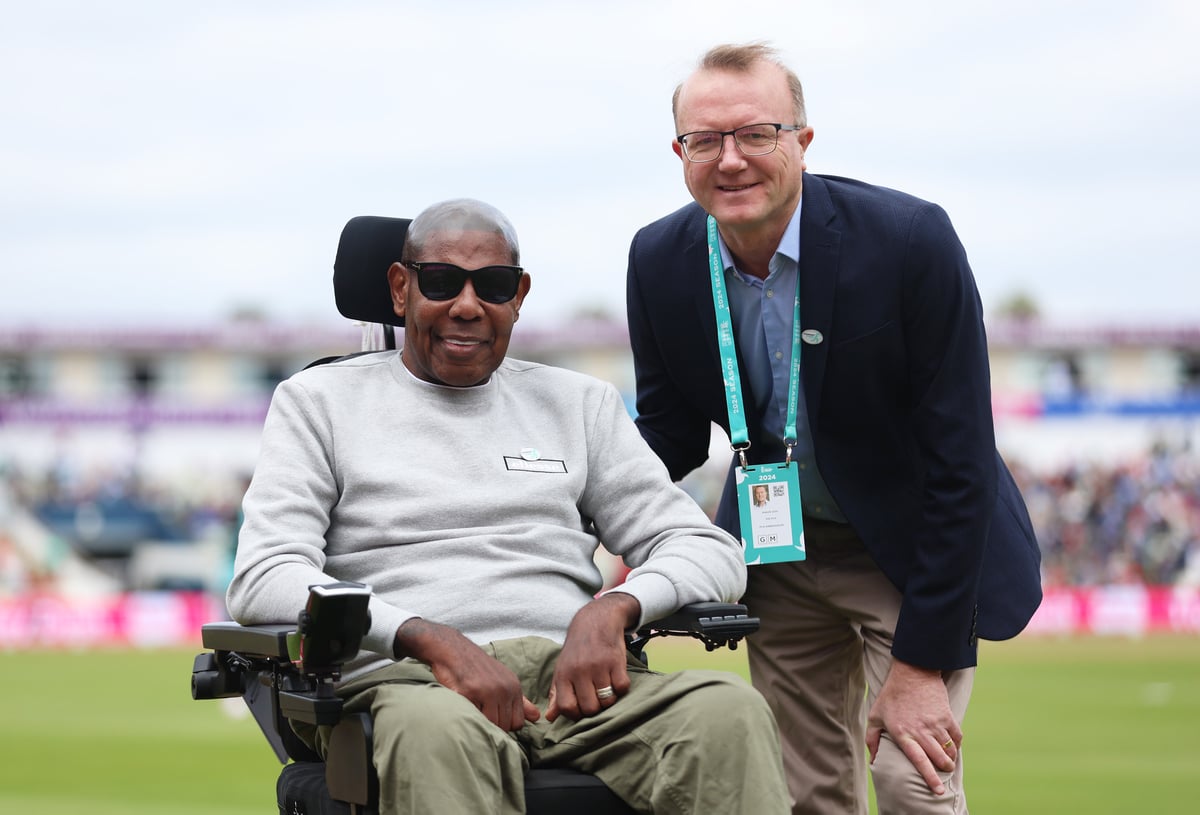 Former England fast bowler David ‘Syd’ Lawrence dies aged 61 after MND ...