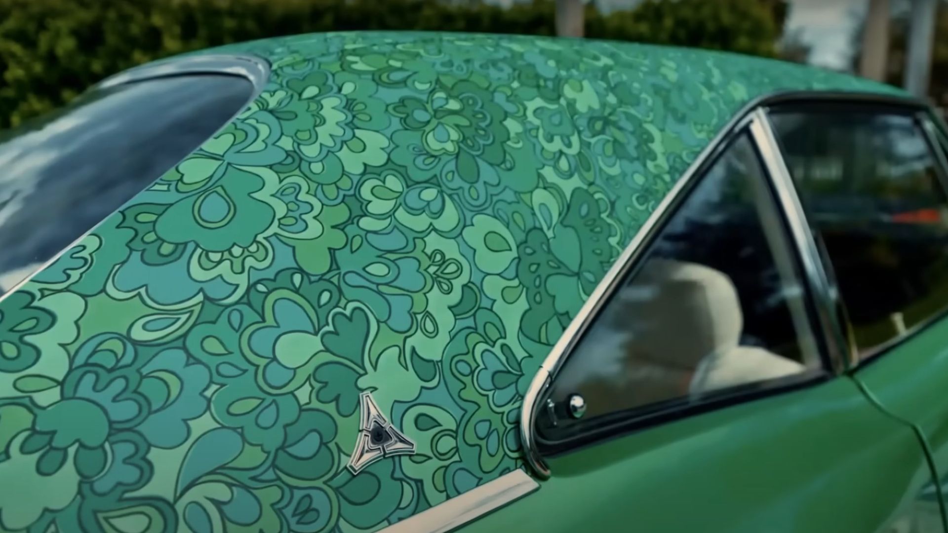Mopar's Mod Top Made Muscle Cars Part Of The Flower Power Movement