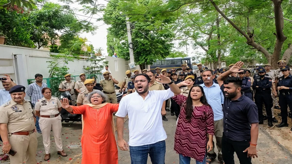 Environmental activists detained, protest curtailed in Jaipur over ‘Dol ...