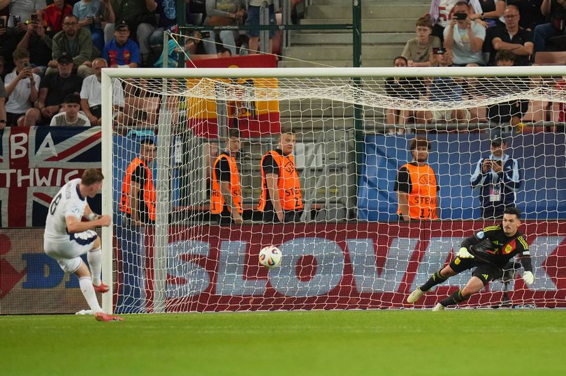 England beat Spain to reach Under-21 Championship semi-finals after VAR ...