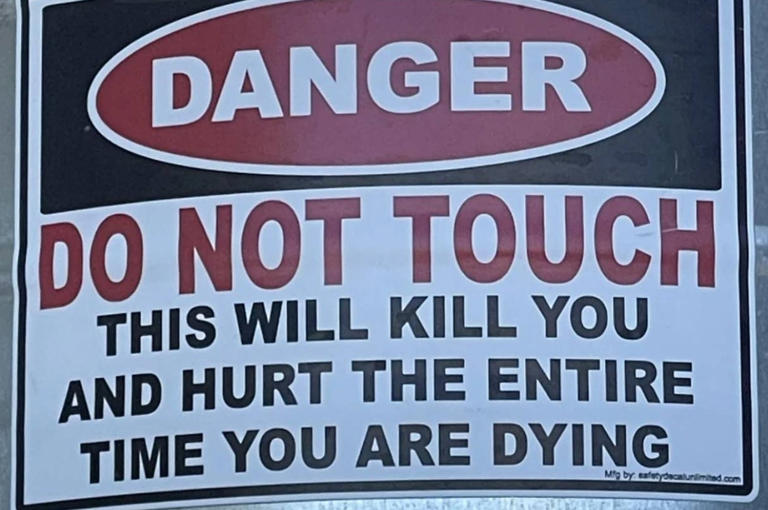 17 Signs That Are Funnier Than All The Other Sign Posts We've Made Combined