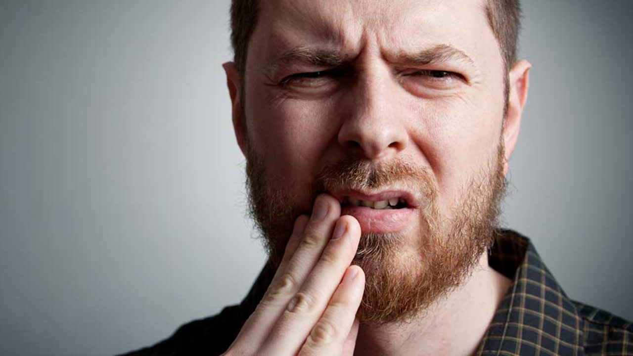 Mouth Cancer: Symptoms, Signs, and When to See a Doctor
