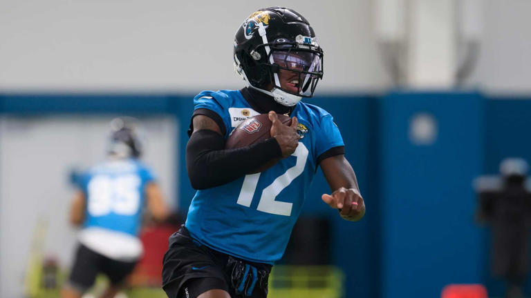 Travis Hunter signs rookie contract with Jaguars