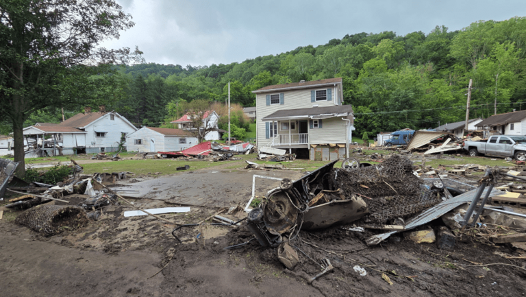 “Take me, I’m ready”: West Virginia flood survivor recounts near ...