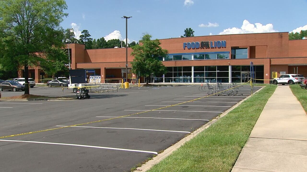 1 charged, 1 shot after grocery store parking lot altercation, creating ...