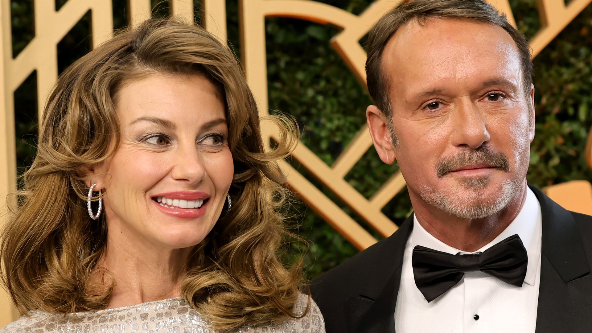 Faith Hill's family are so supportive as all 3 daughters feature in new ...