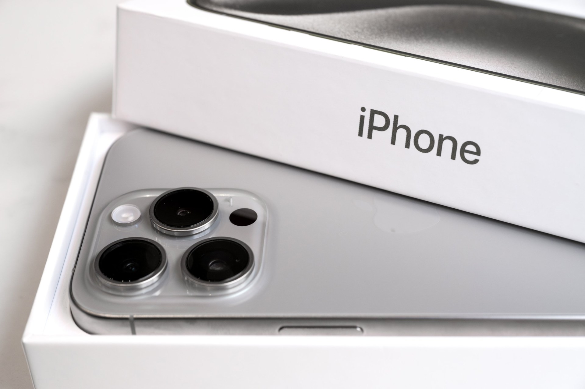 What the 'i' in iPhone and other Apple products means