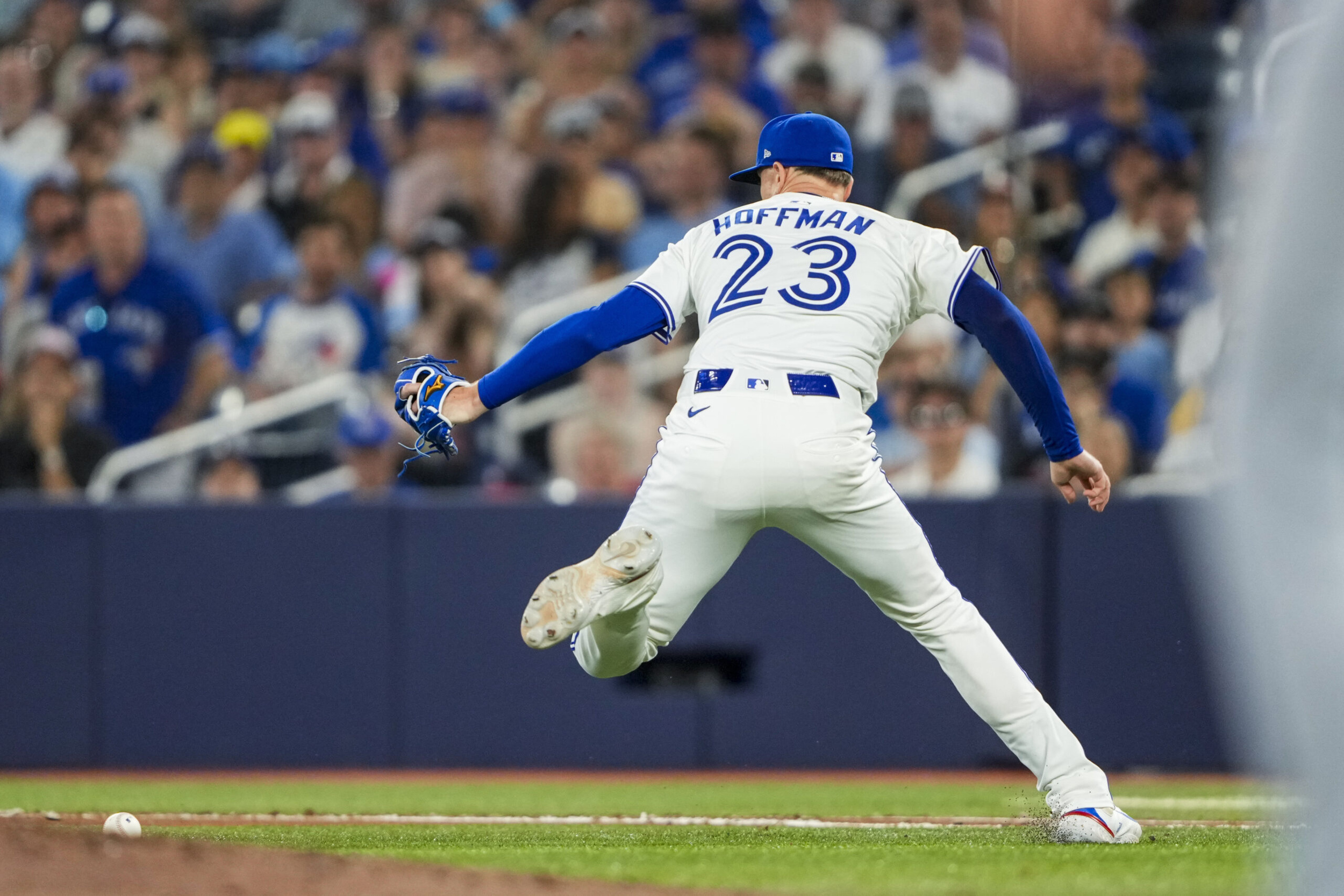 Jeff Hoffman’s struggles and who could replace him as the Blue Jays’ closer