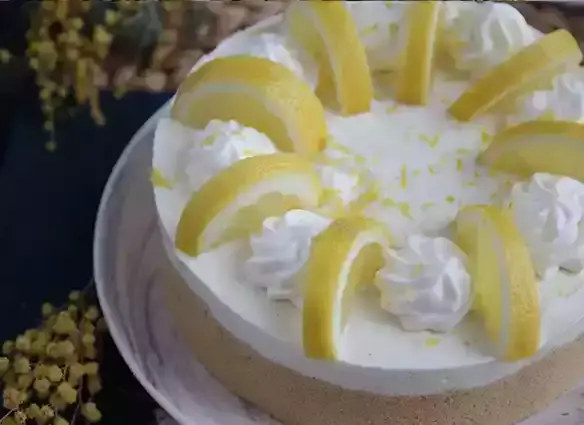 No-bake lemon cheesecake