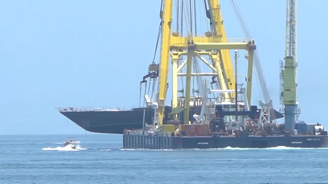 The recovered Bayesian superyacht takes its final journey to a Sicilian ...