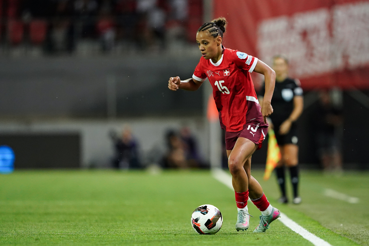 Man City sign Swiss international Iman Beney