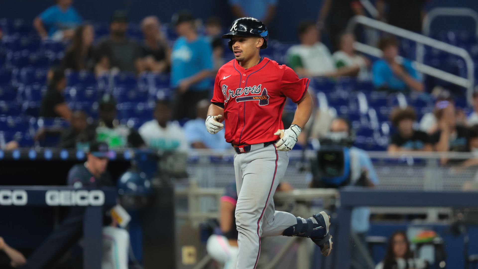 Braves double down on lineup in search of series win