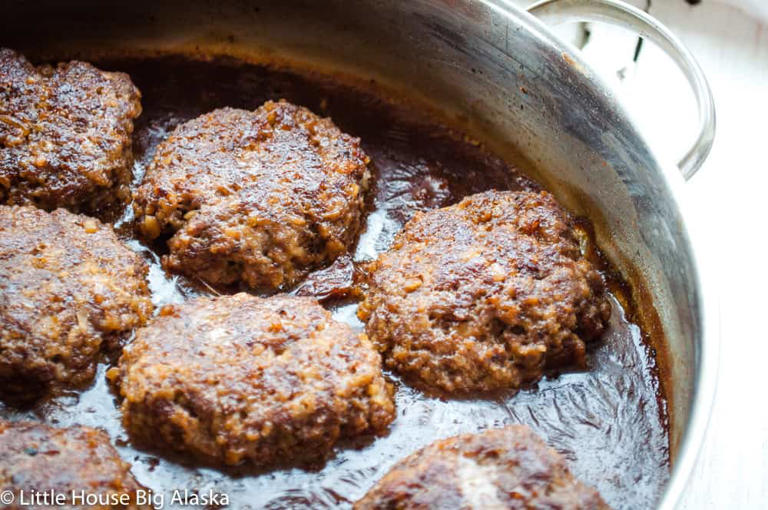 Old-school dinners making a big comeback