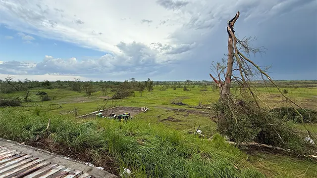 Deadly derecho leaves trail of damage as tornadoes, 100+ mph winds ...