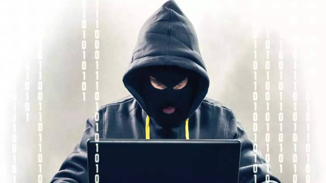 FBI and Canadian cybersecurity agency warns: Chinese hackers attacking ...
