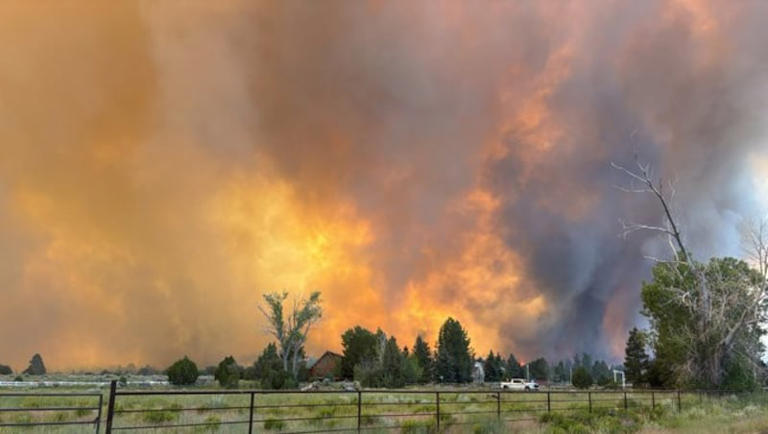 ‘It’s a miracle’ no more homes have burned in fast-moving Pine Valley ...