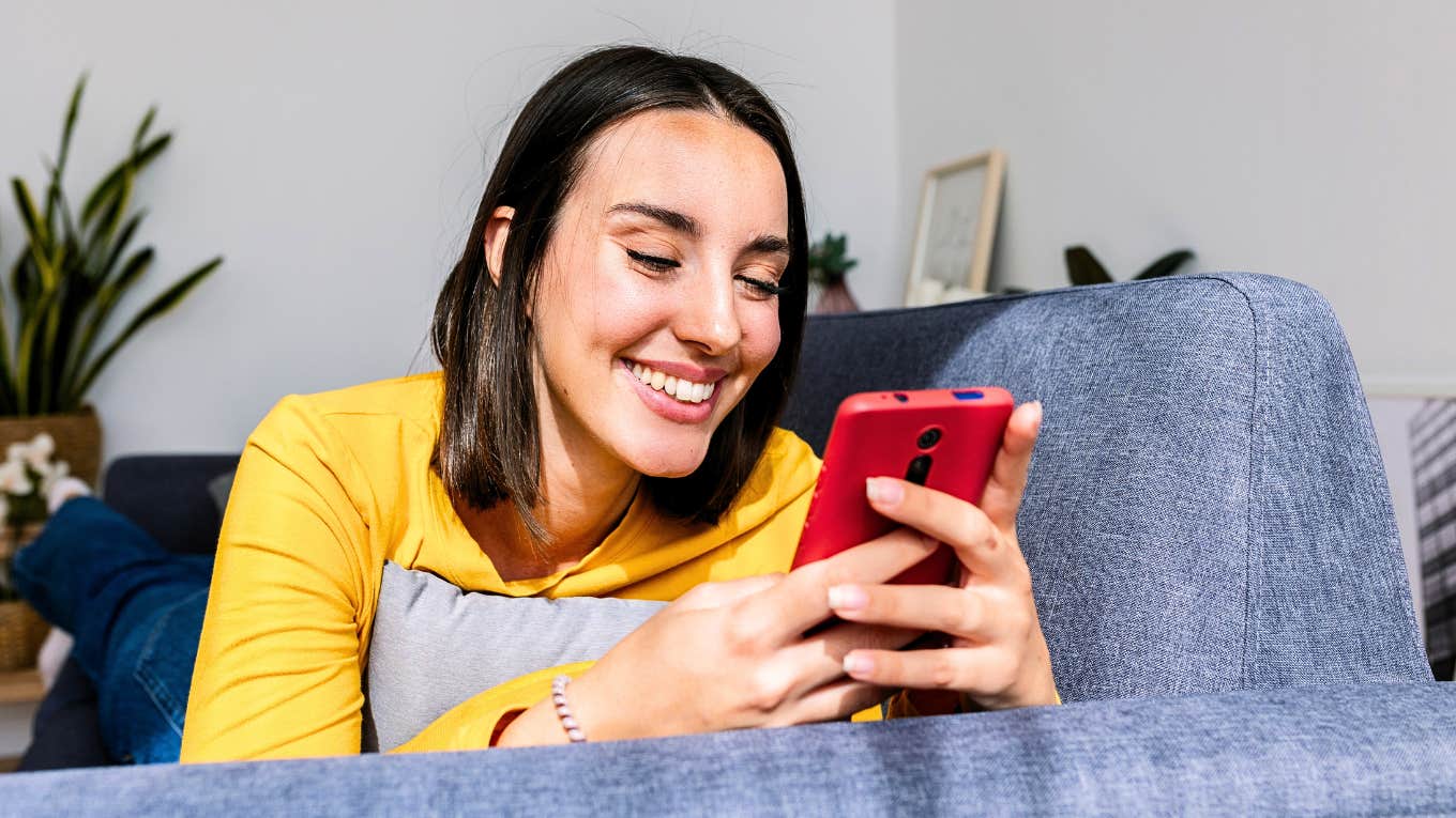 People Who Prefer To Text Instead Of Talking On The Phone Usually Have ...