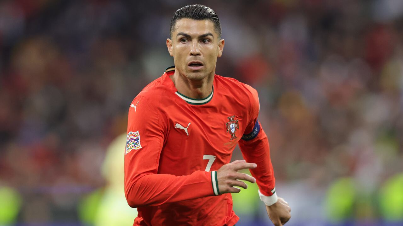 Críticas a Cristiano Ronaldo por feo gesto que tuvo con hincha; video ...