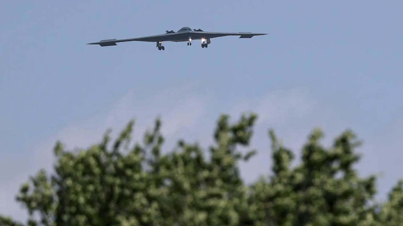 Middle East conflict: B-2 bombers back in US after strikes on Iran's ...