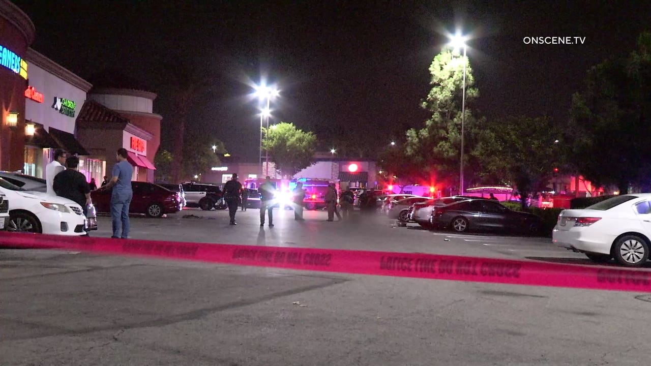 Suspect in double shooting at California shopping center shot and ...