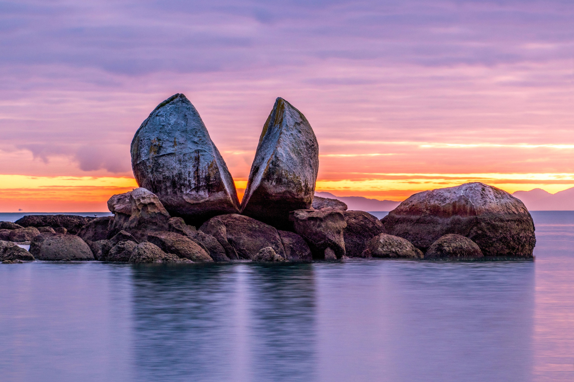 Awesome weathering and erosion examples over millennia